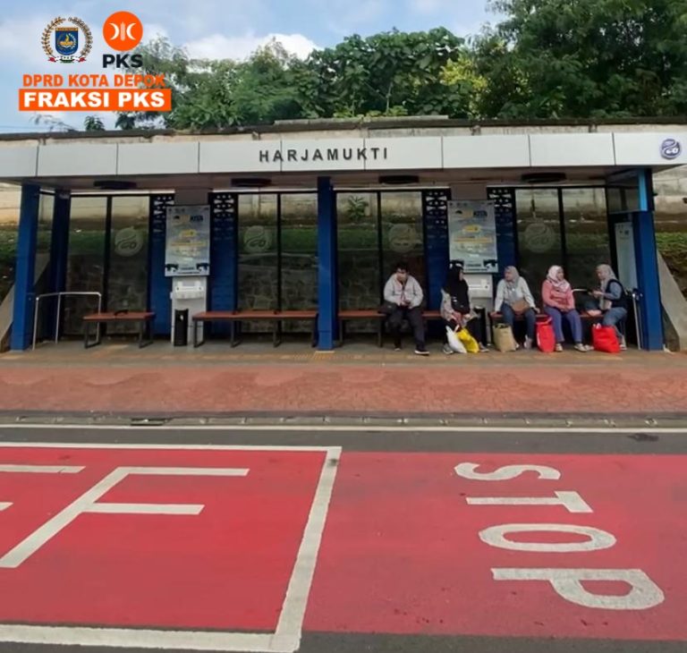 Setelah turun di LRT Harjamukti Cimanggis, penumpang bisa langsung ...