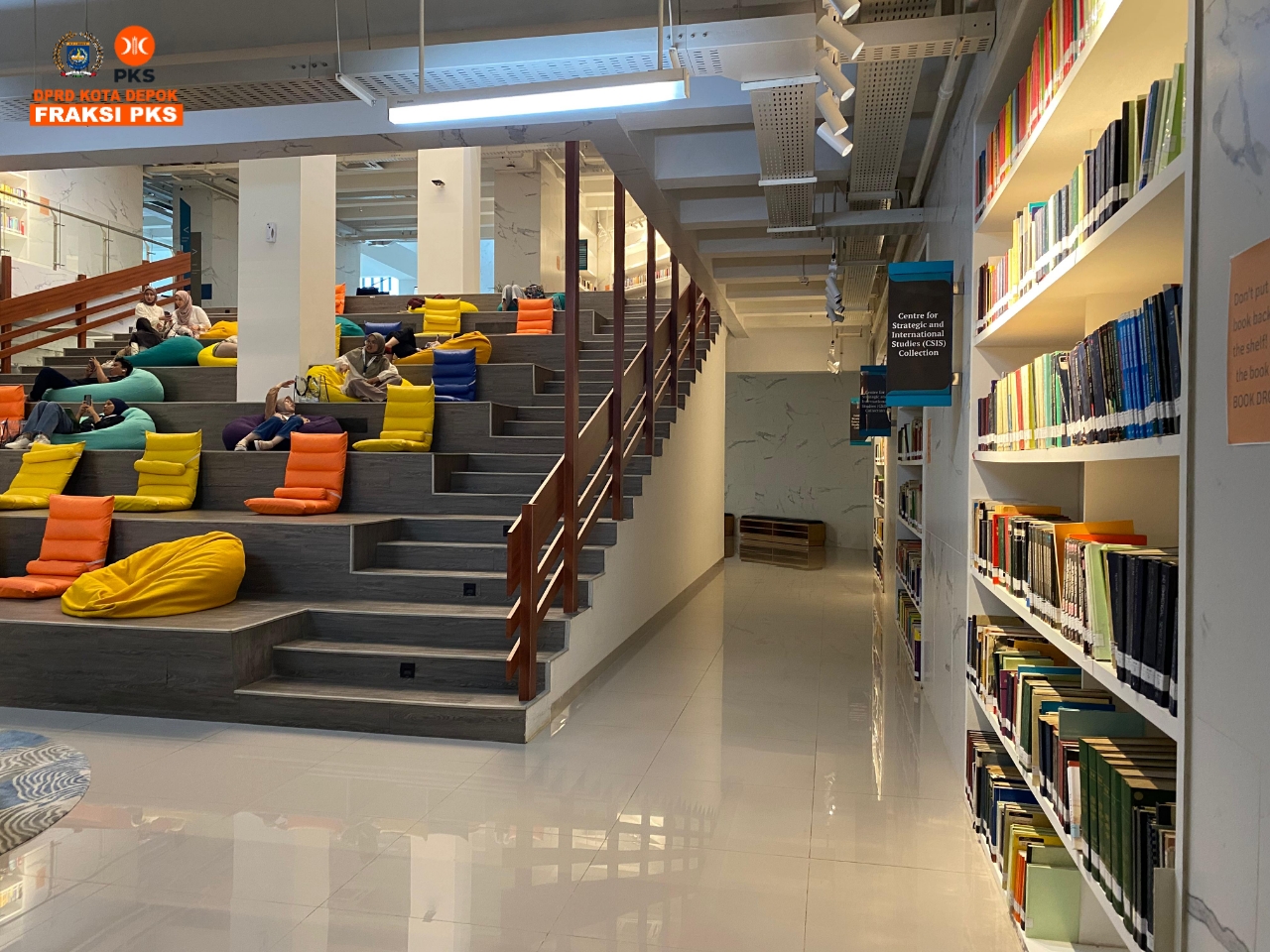 Jusuf Kalla Library UIII: Simbol Literasi dan Kemajuan Ilmu Pengetahuan ...